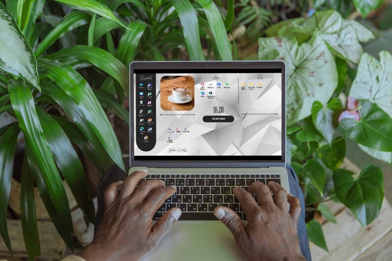 Simple Desktop Organizer Wallpaper - Minimalist, Simple, Modern and ...