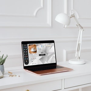 Simple Desktop Organizer Wallpaper - Minimalist, Simple, Modern and ...