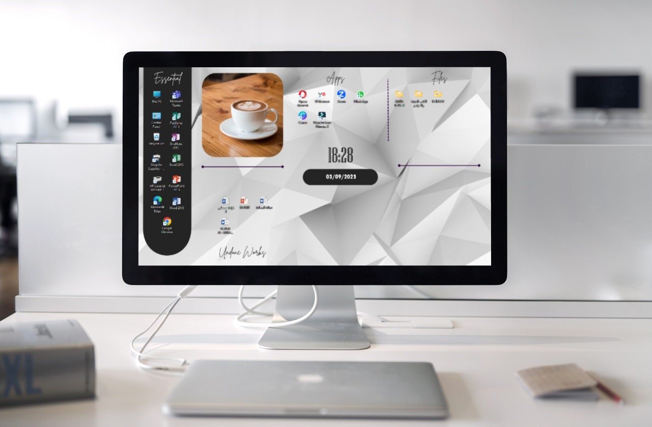 Simple Desktop Organizer Wallpaper - Minimalist, Simple, Modern and ...