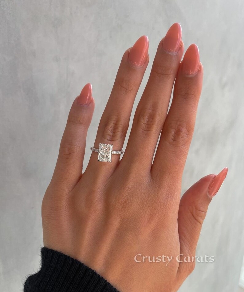 3 CT Crushed Iced Modified Radiant Cut Lab Grown Diamond Solitaire With ...