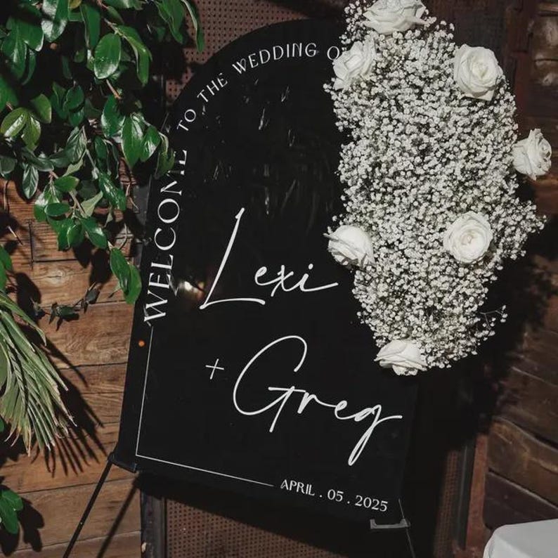 Personalized Wedding Welcome Sign: Acrylic Arch Decor, Custom Ceremony ...