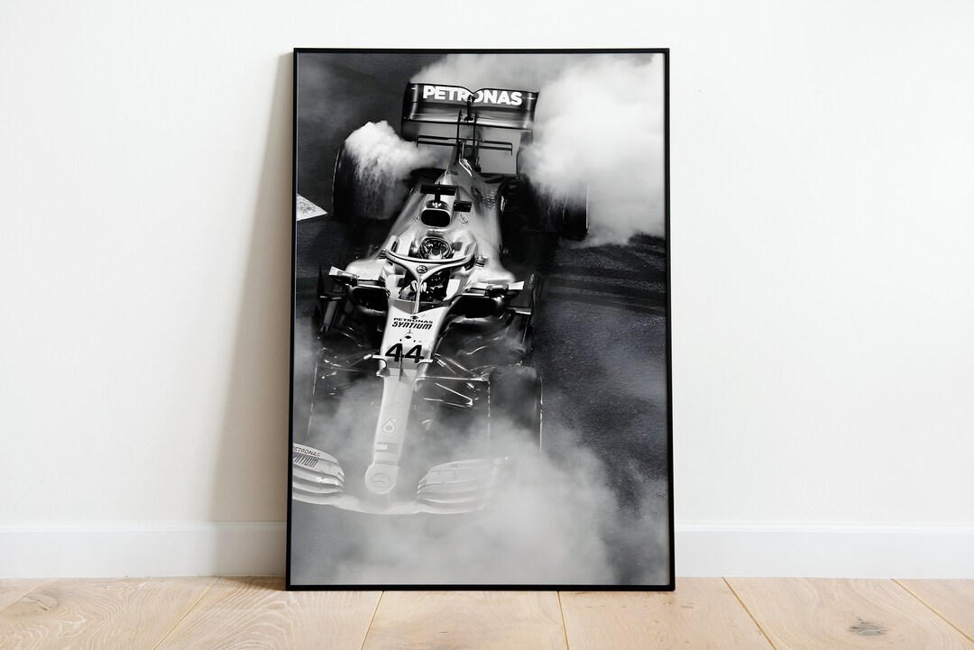 Lewis Hamilton 44 Print, Digital Print, Formula One Wall Art, Black and ...