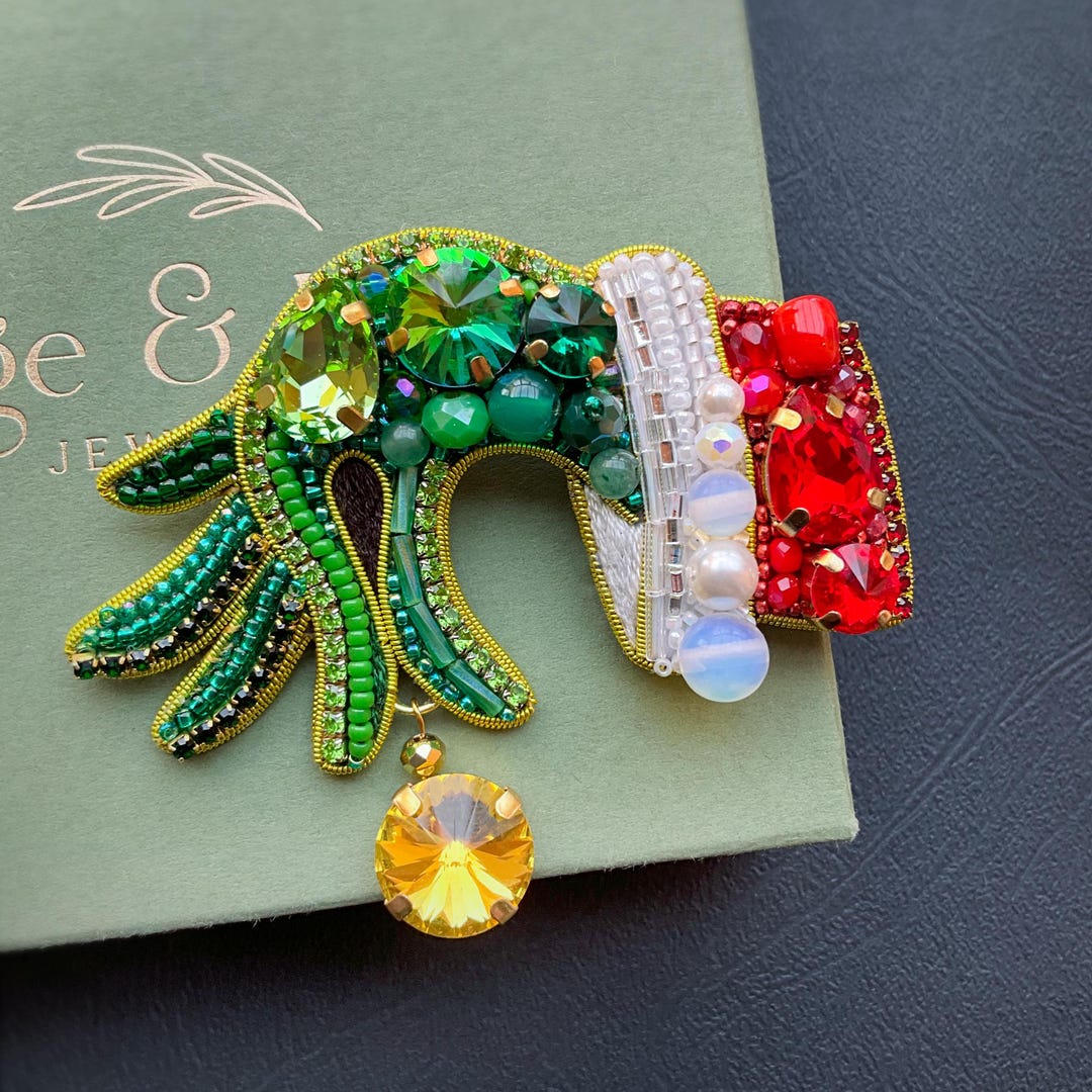 Handmade Grinch Brooch Pin / Grinch Jewelry Perfect for a Christmas ...