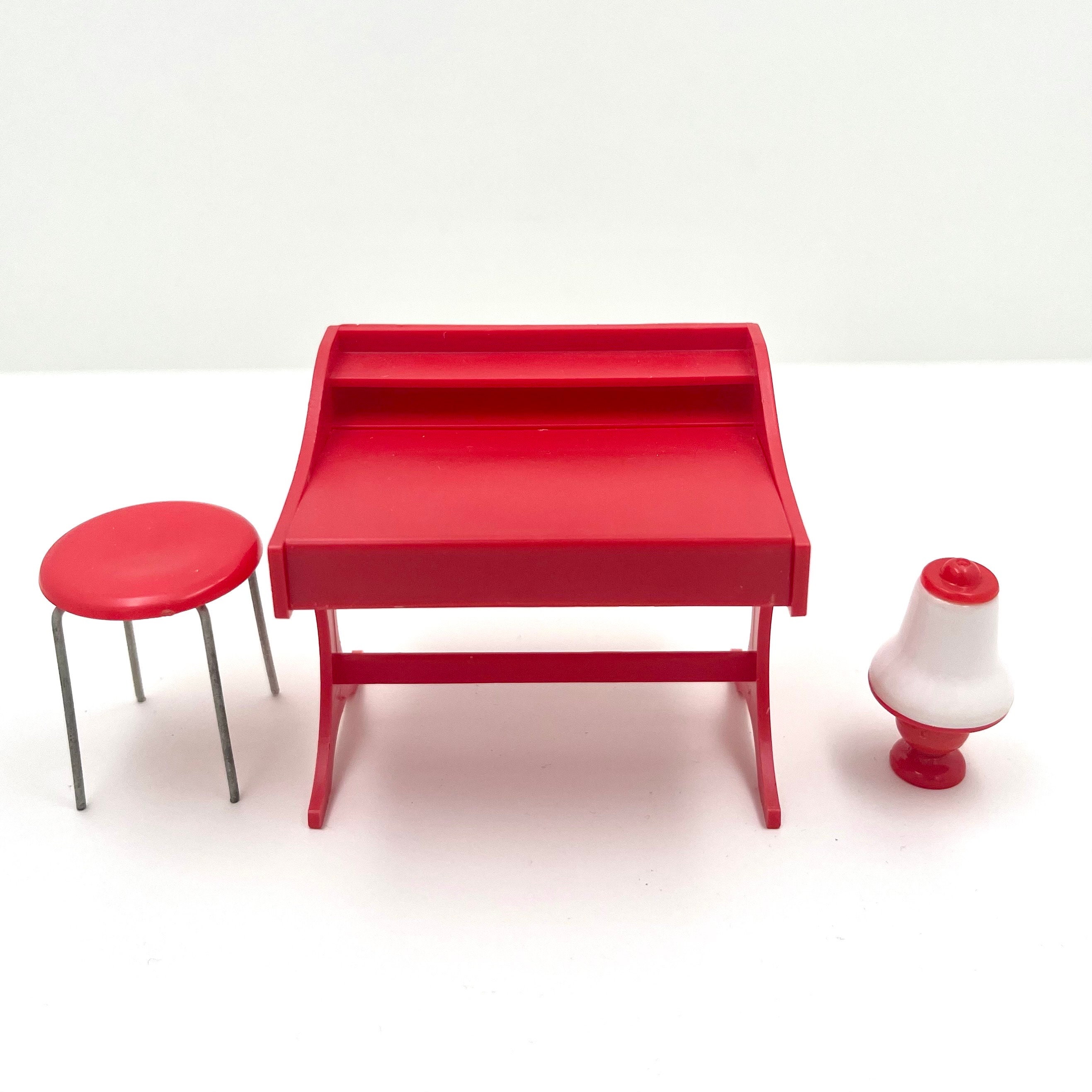 Brio Red Dressing Table With Mirror, Stool and Lamp Without Cord ...