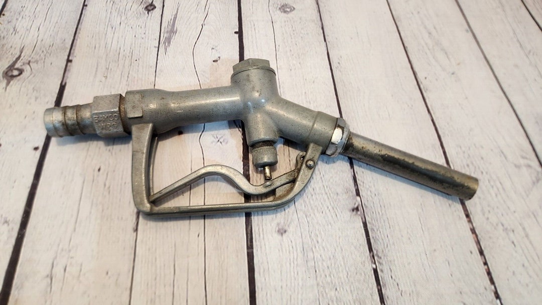 Vintage Emco Wheaton Gas Pump Nozzle With Hose Fitting - Etsy
