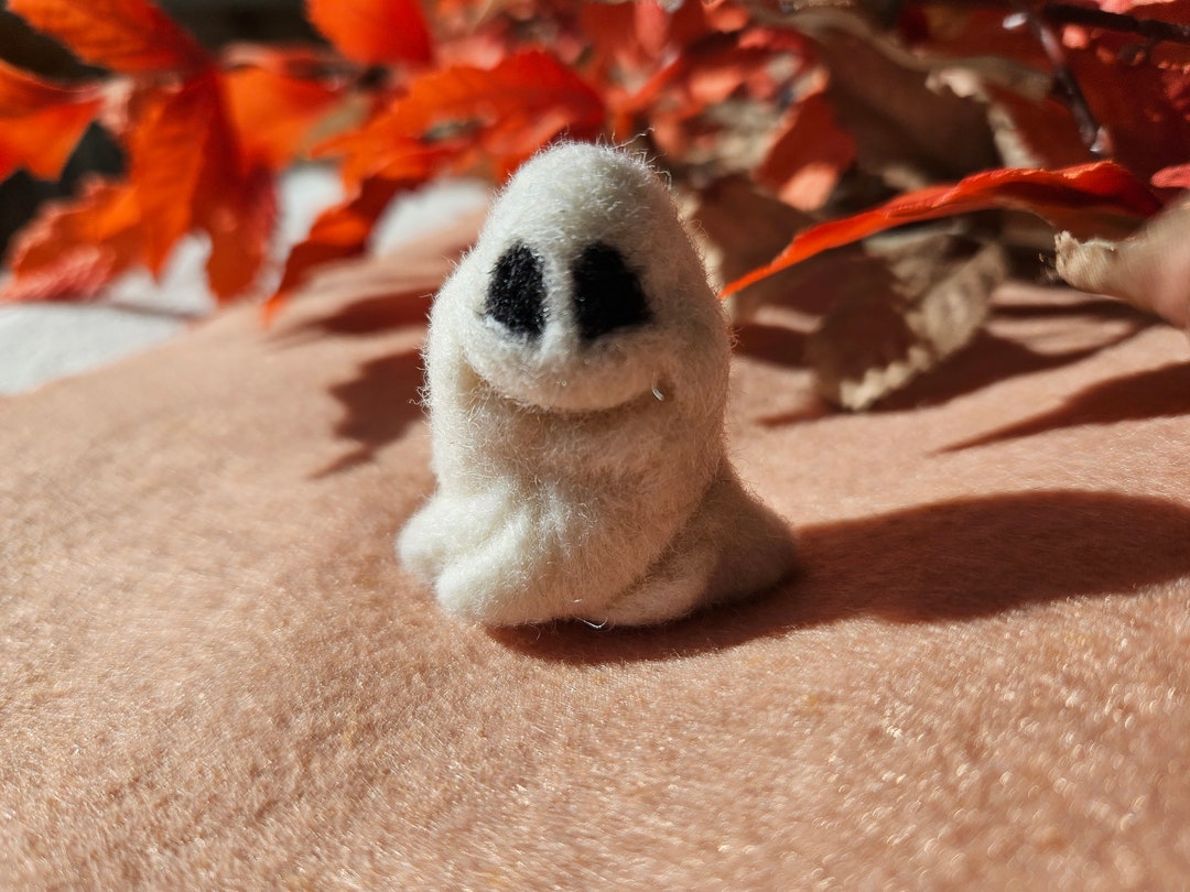Cute Spooky Swirling Smiling Needle Felted Fatty Ghost Halloween Decor ...