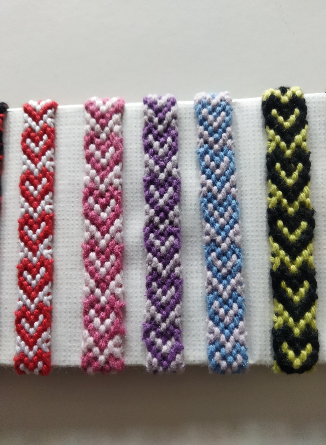 Bracelets brésiliens modèle coeurs - Etsy France