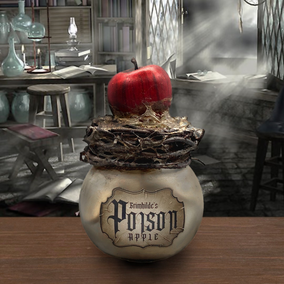 Poison Apple Potion Magic Apothecary Herbology Glass Bottle Prop **does ...