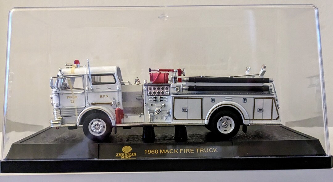 1960 Mack Fire Truck Model 1/34 Size America Mint Special Edition 1990s ...