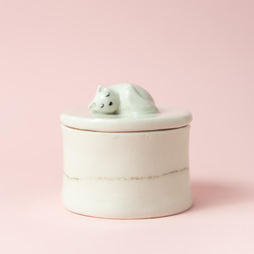 Cat Trinket Box | Porcelain Ceramic Jewellery Box With a Sleeping Cat ...