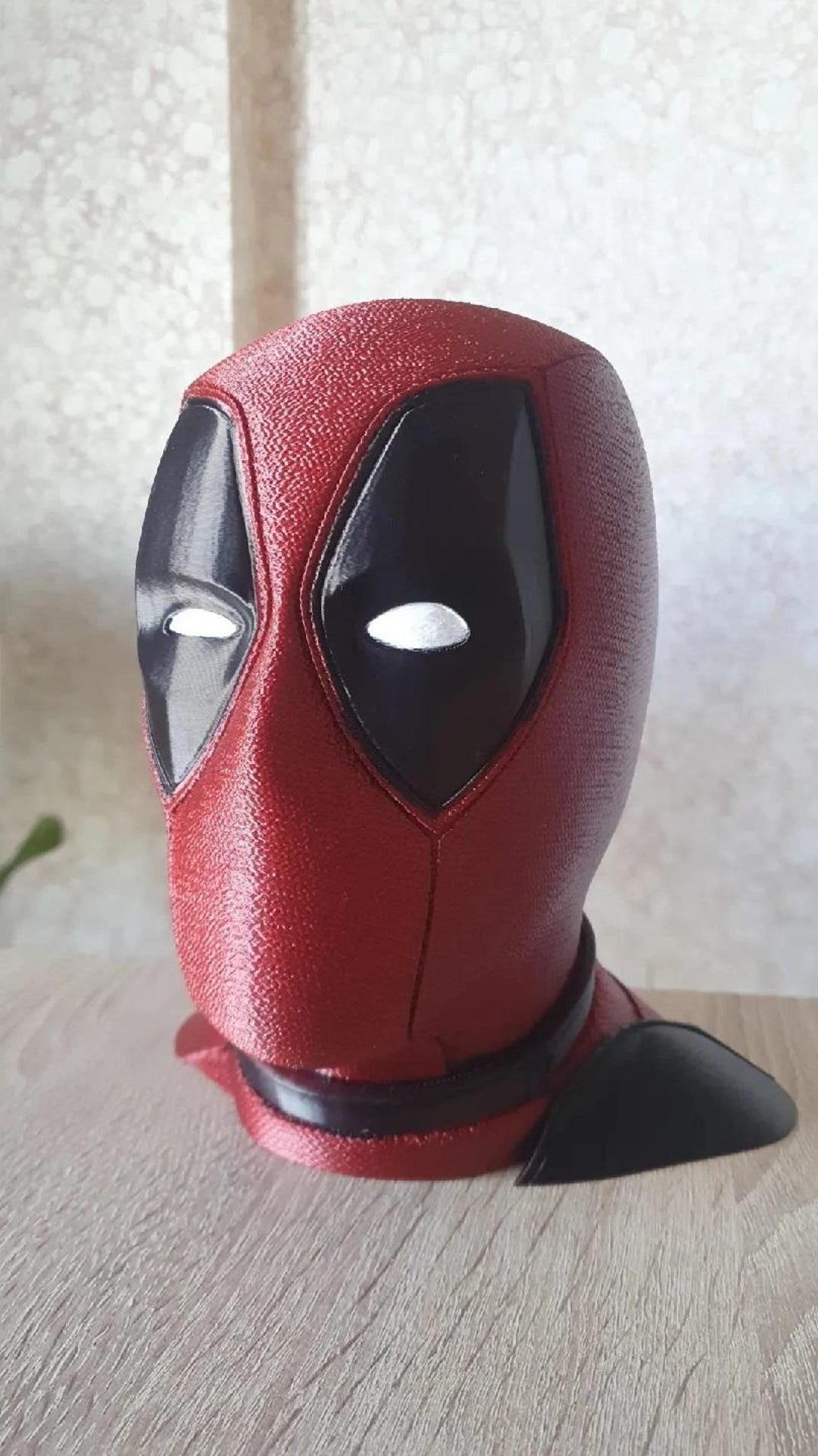 Deadpool Headset Stand - Room Decor, Gaming, Office & Desk Art Bust ...