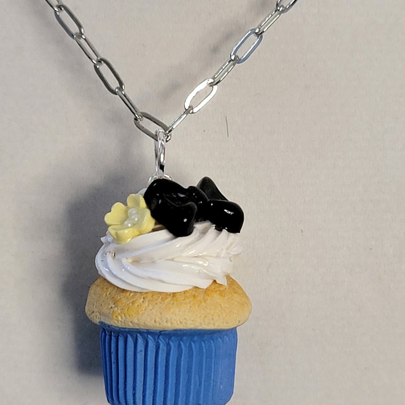 Cupcake Necklace - Etsy