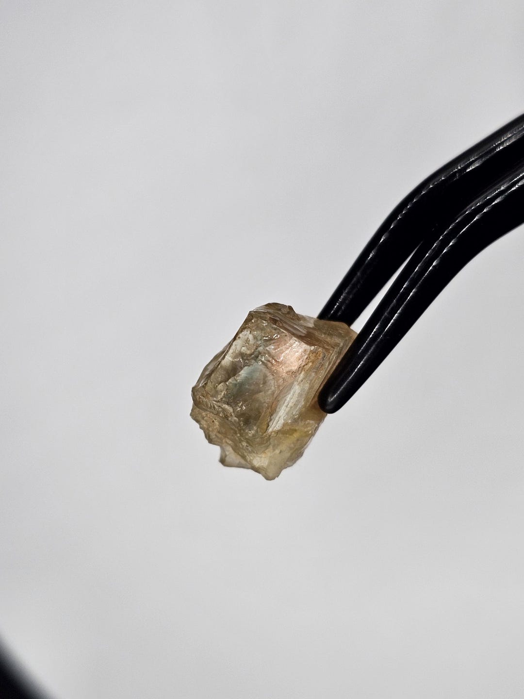 Oregon Sunstone From Spectrum Mine. Nice Green/pink/yellow Color in the ...