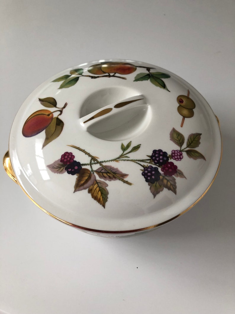 Royal Worcester Evesham Gold Casserole Dish With Lid, Flameproof ...