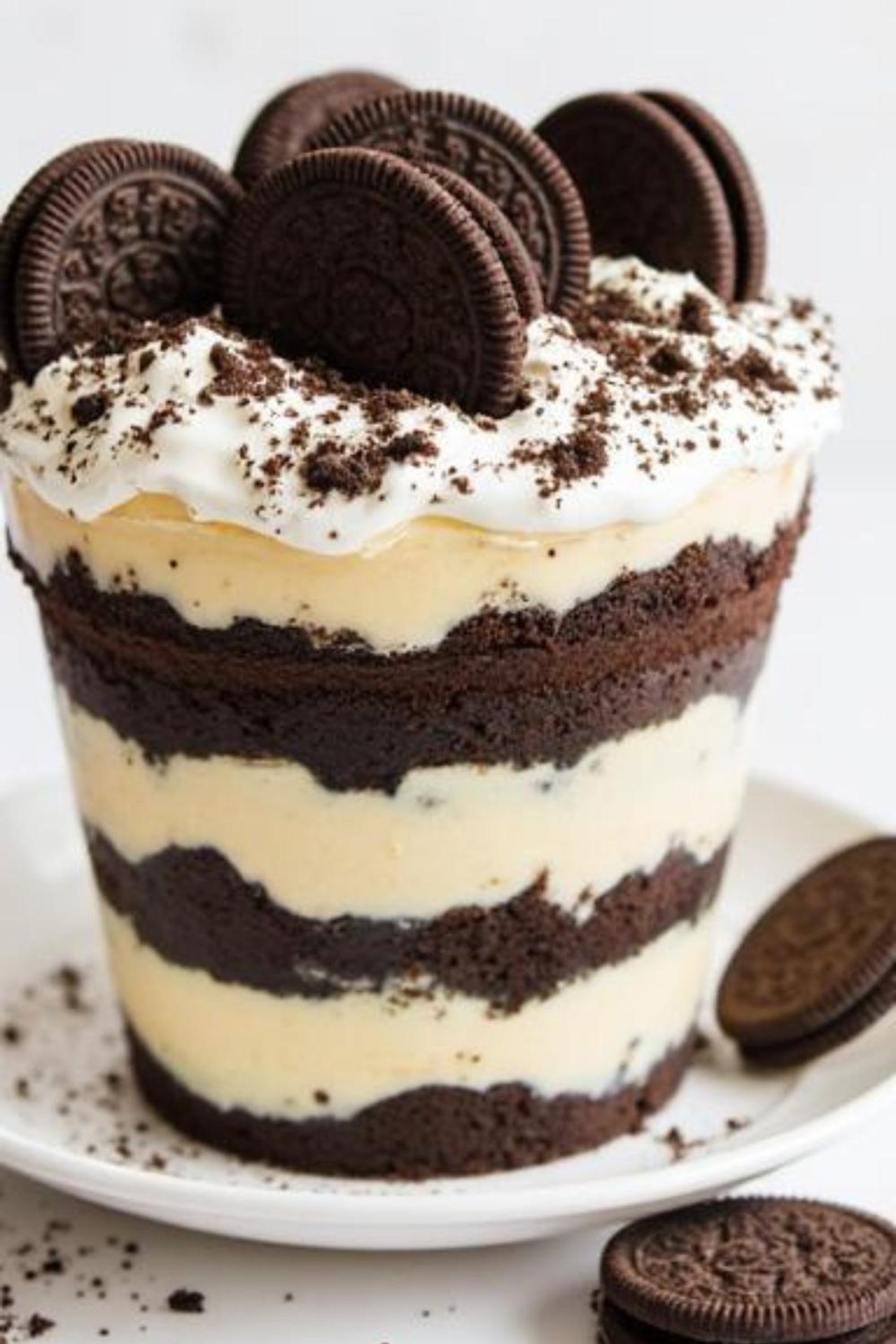 Dirt Cake | Oreo “soil” and Silky Vanilla Pudding Layers Kids and ...