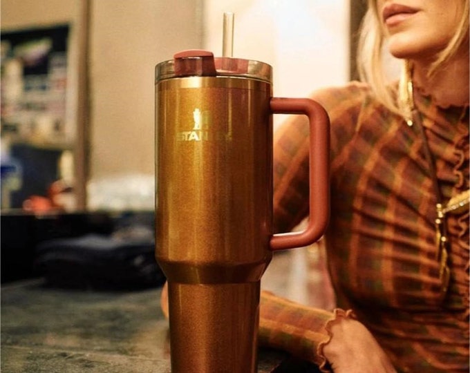 Stanley X Lainey Wilson Quencher 40oz Limited Edition Country Gold Mug ...