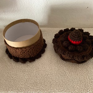 Crocheted Chocolate Strawberry Cake Box - Etsy