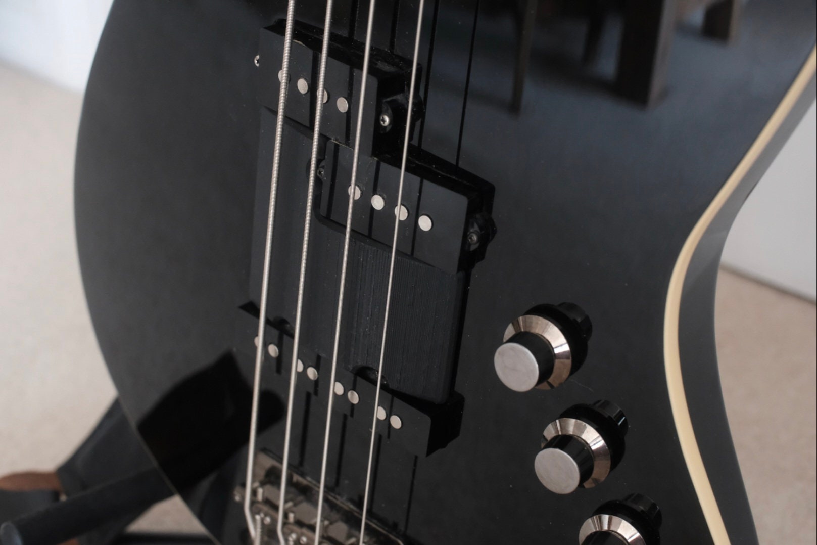 Fender Aerodyne PJ Bass Finger Ramp - Etsy