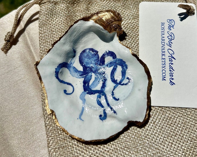 Nautical Decorative Oyster Shell With Gold Edging. This Decorative ...