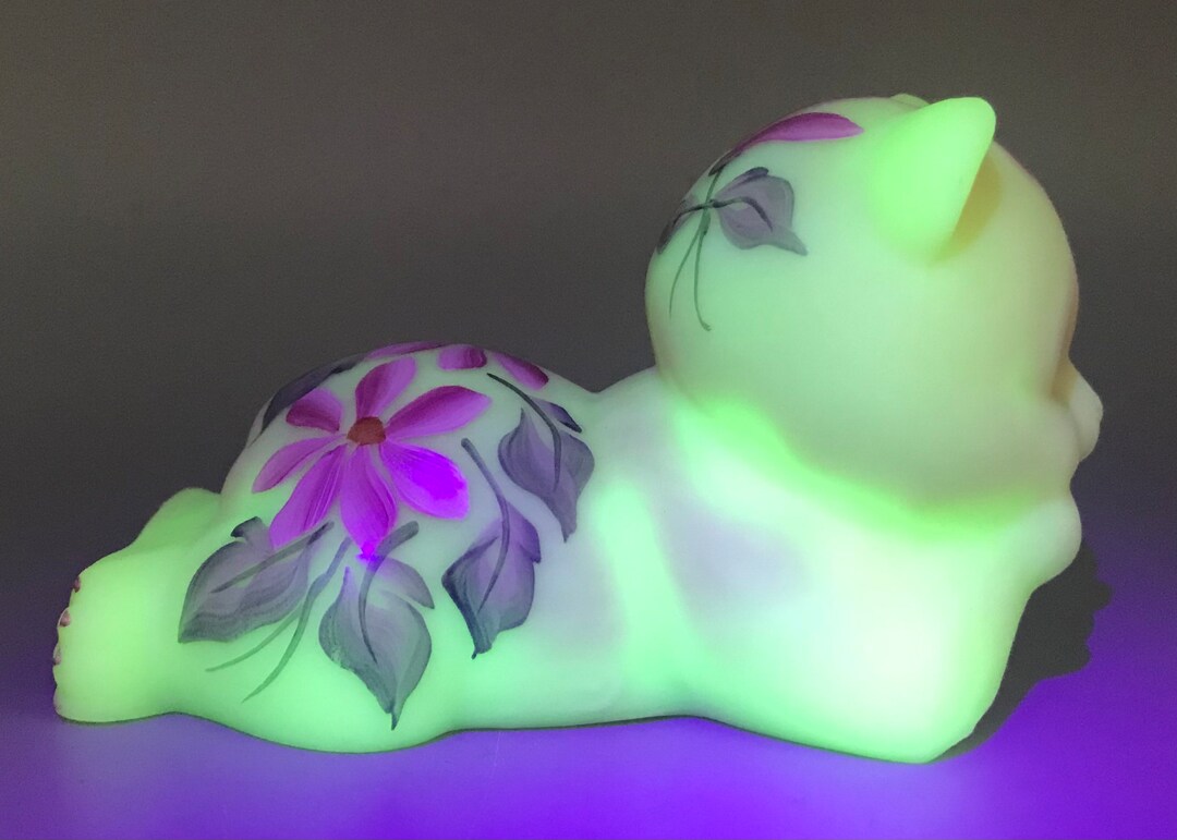 Vintage Fenton Uranium Burmese Glass Laying Bear Hand Painted - Etsy