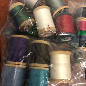 Wooden Vintage Sewing Thread Spools - Etsy