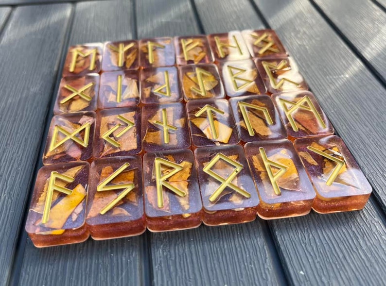 Elder Futhark Resin Rune Set Autumn Leaves, Iridescent Glitter, 24 ...
