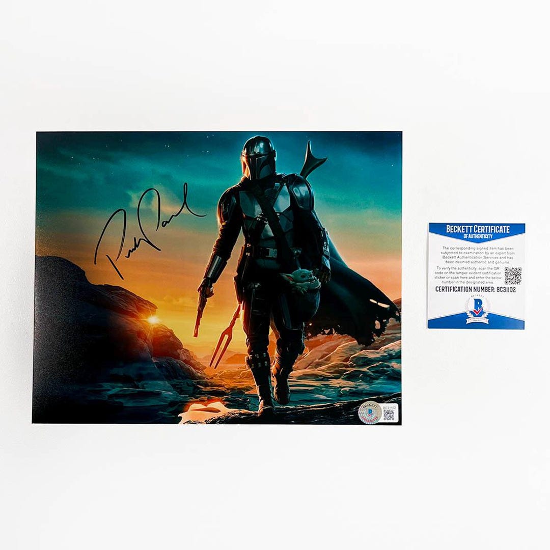 Pedro Pascal 8x10 Inch Photo Signed Autographed Authentic Beckett COA ...