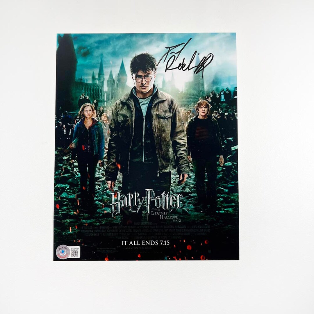 Daniel Radcliffe 8x10 Inch Photo Signed Autographed Authentic Beckett ...
