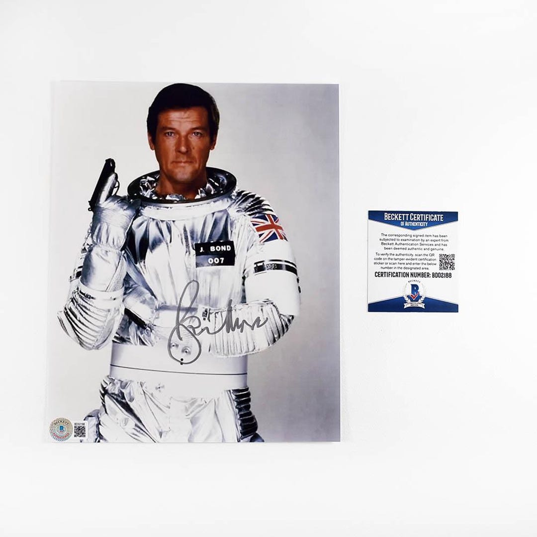 Roger Moore 8x10 Inch Photo Signed Autographed Authentic Beckett BAS ...