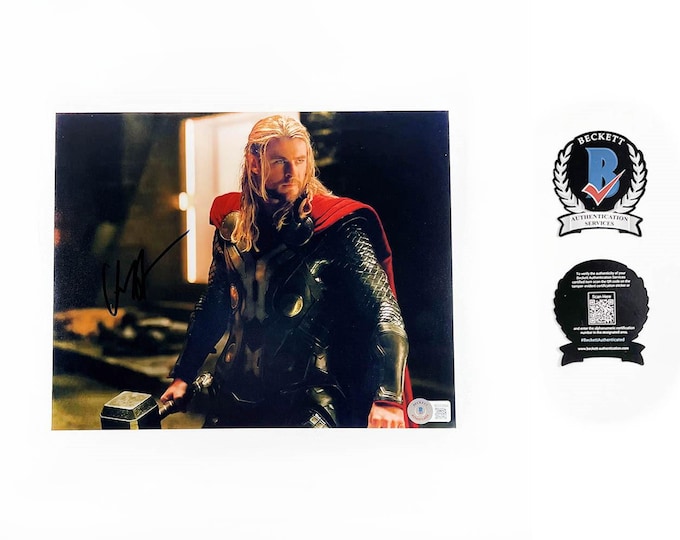 Chris Hemsworth 8x10 Inch Photo Signed Autographed Authentic Beckett ...