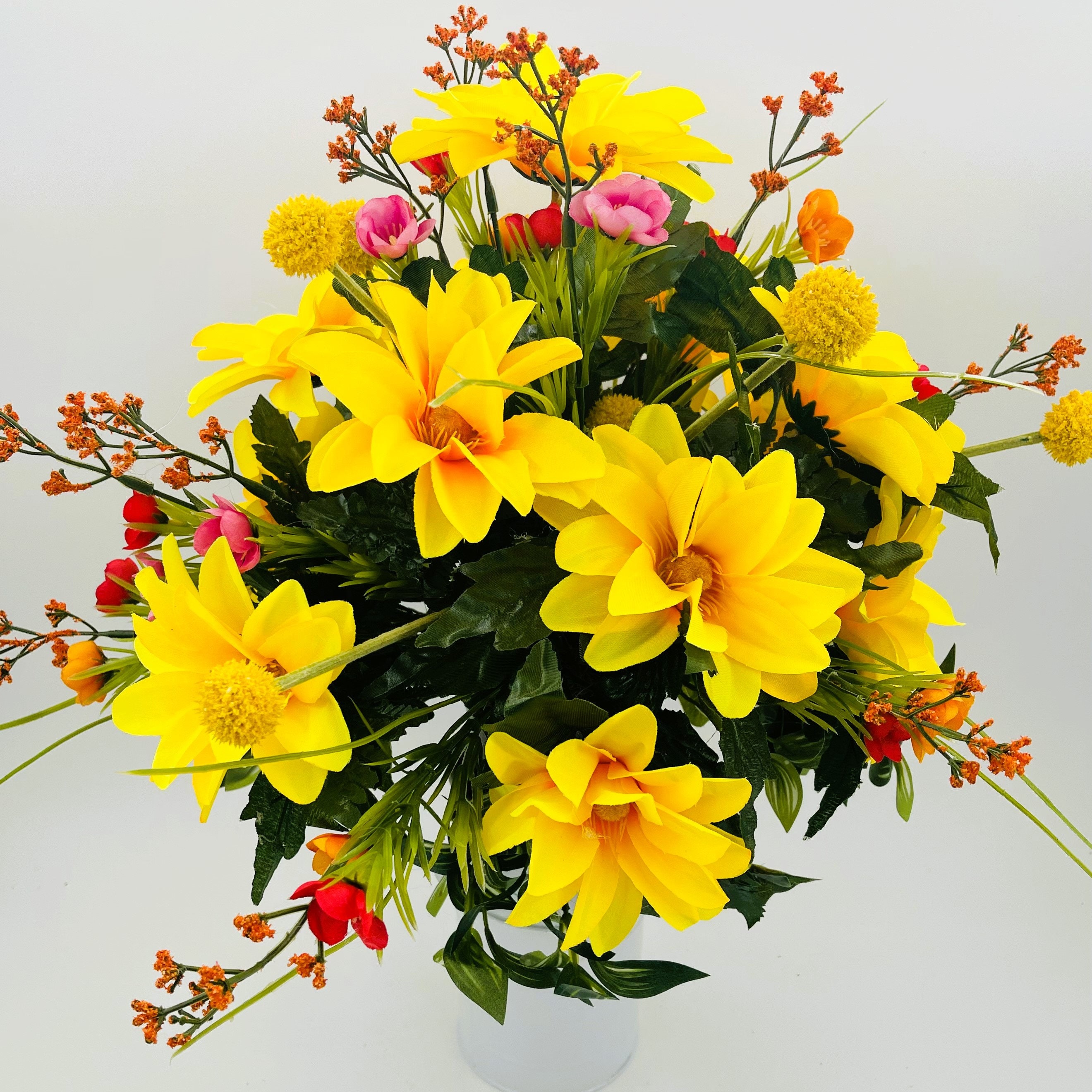 Cemetery Flowers in Vase, Funeral Flowers, Cemetery Flowers, Grave ...