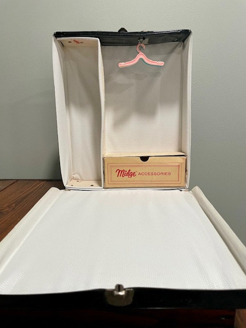 1963 Barbie Doll Case midge Edition - Etsy