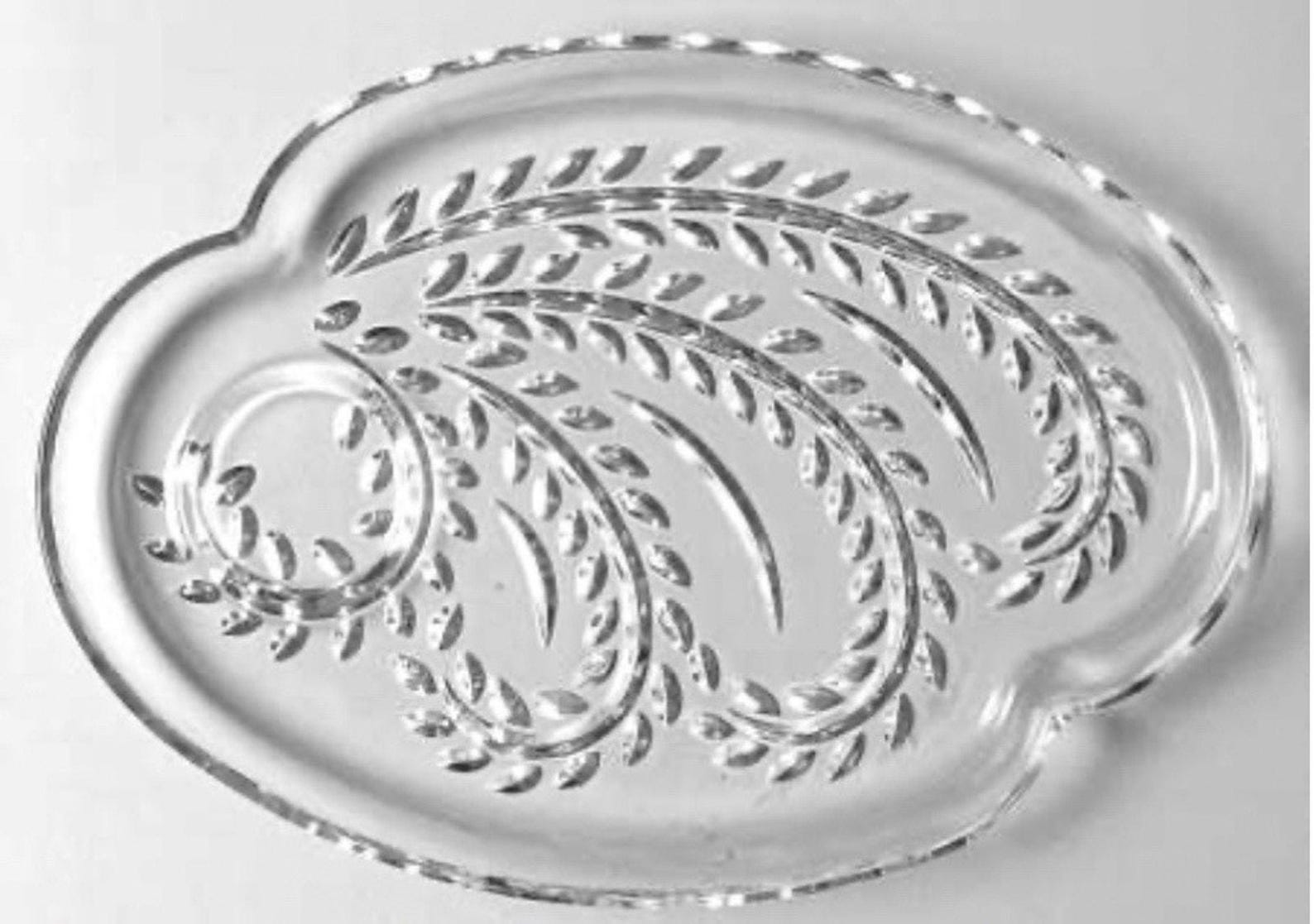 Embossed Glass Snack Set: Clear Raised Plates and Cups Setting for 13 ...