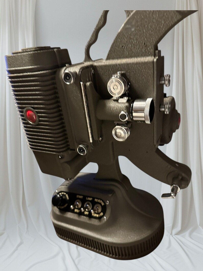 1950s Dejur 8mm Home Movie Projector Model #750 W/original Case - Etsy