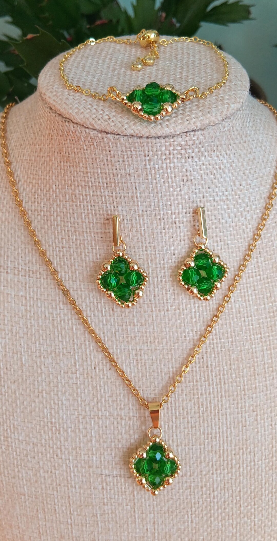 St. Patrick Jewelry, St. Patrick Necklace, Clover Pendant, Green ...