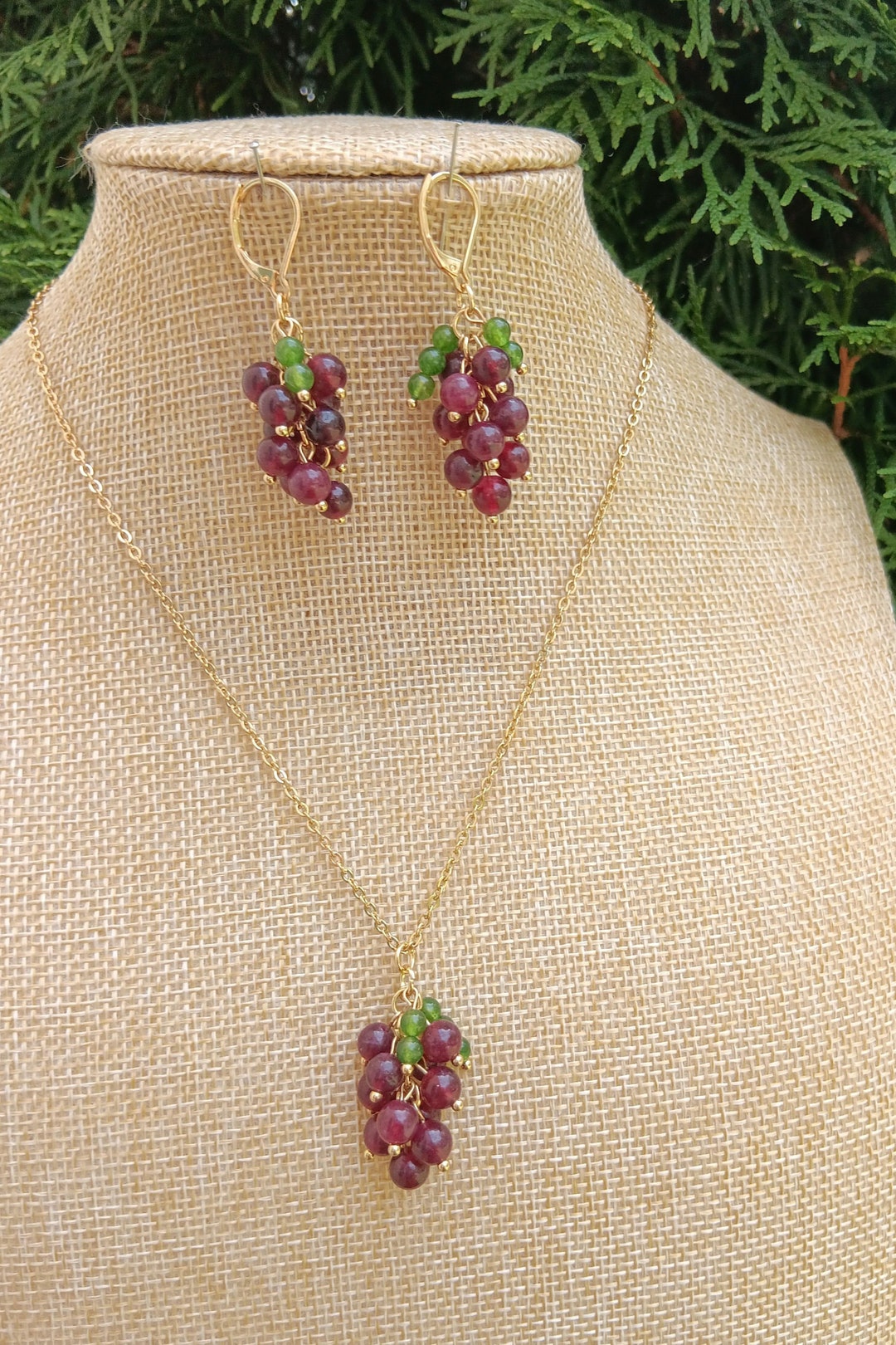 Grapes, Garnet Jade Necklace,gemstone Necklace, Cranberry Necklace ...