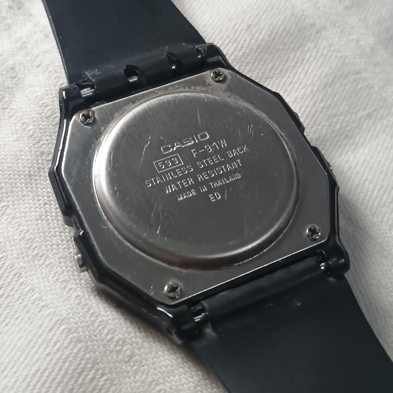 Classic Casio F-91W Digital Watch, Retro Black Resin Sport Watch, Cult ...