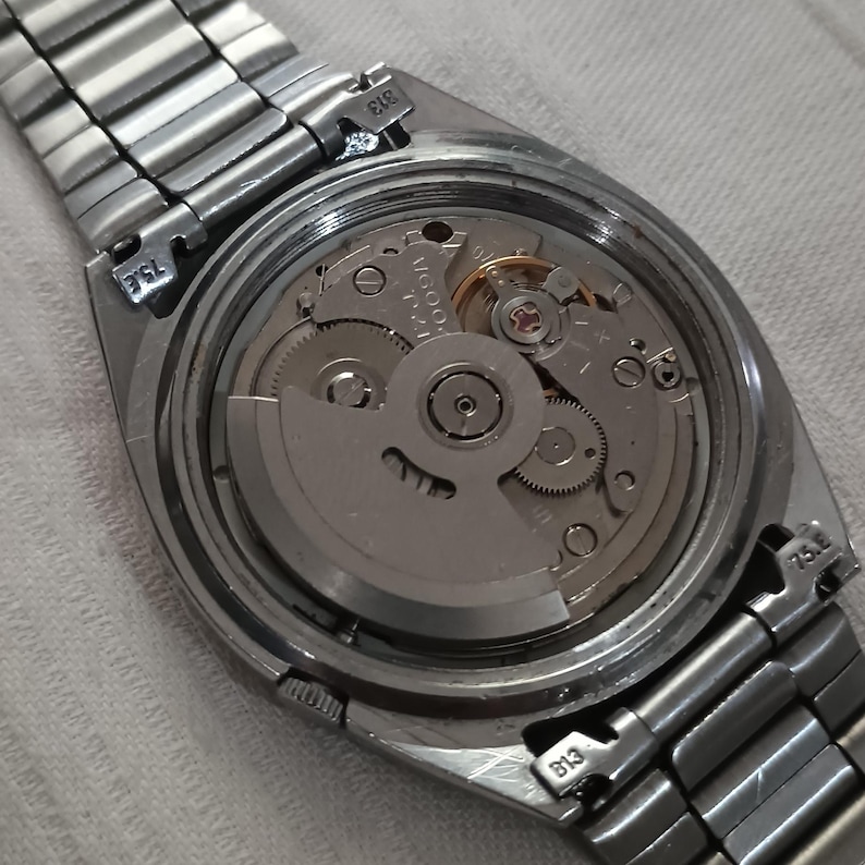 Vintage Seiko 5 Automatic 7009-876A - Gold Dial Day/date - Japanese ...