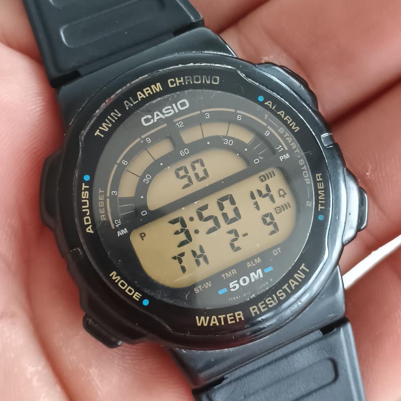 Vintage Casio W-95 Twin Alarm - 30 Lap Memory Runner's Watch - Graphic ...