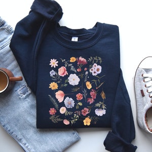 Cute Flower Sweatshirt, Pressed Flower Sweatshirt, Floral Nature ...