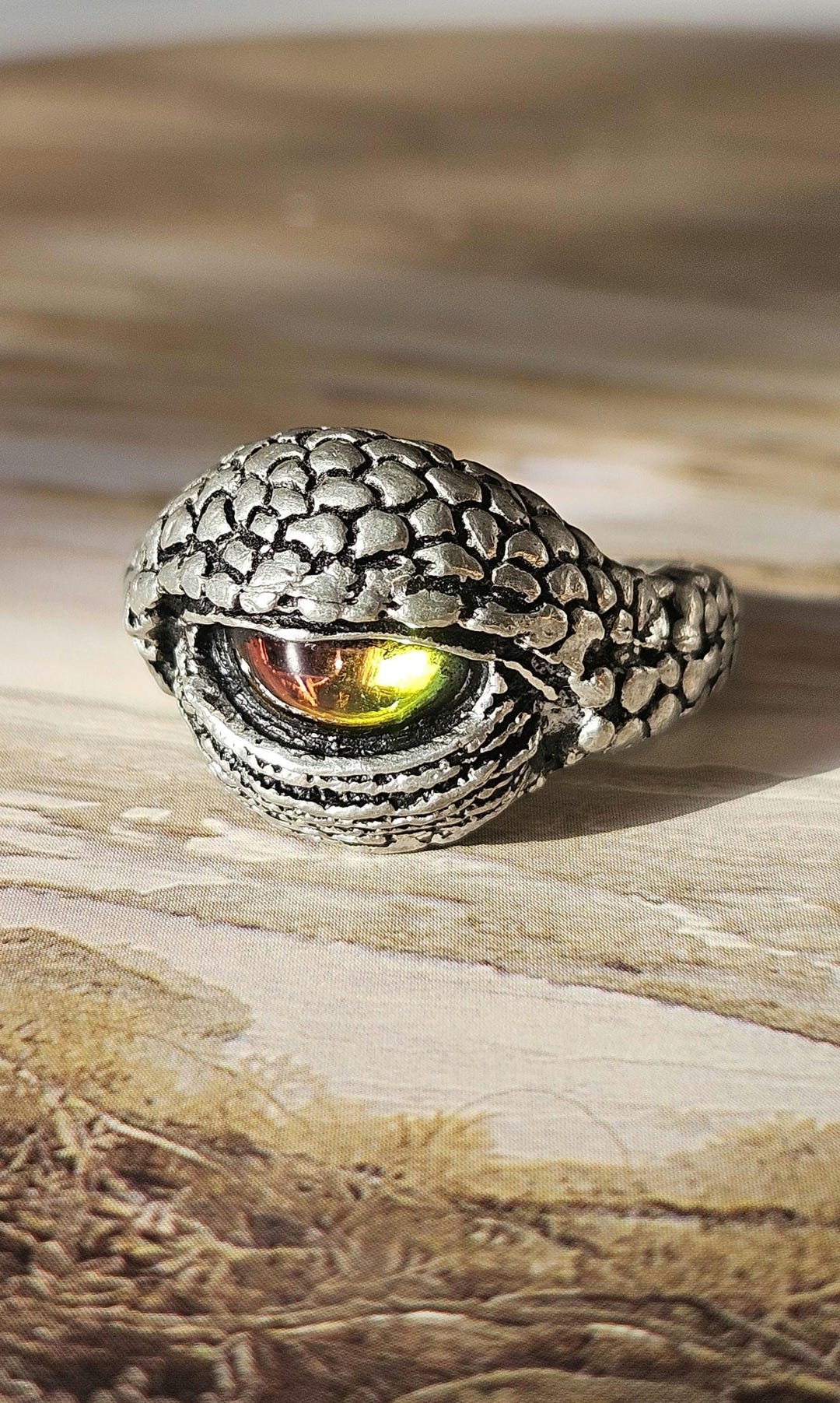 Snake Eye Ring Vintage Gothic Serpent Glass Bead Ring Dragon Dark Metal ...