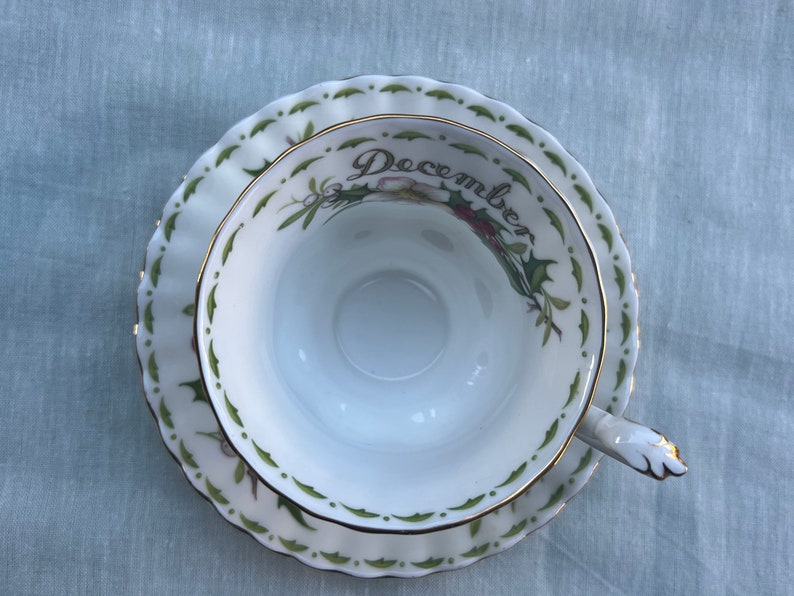 Vintage Royal Albert Flower of the Month December Tea Cup and Saucer - Etsy