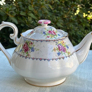 Vintage Royal Albert Petit Point Tea Set - Etsy