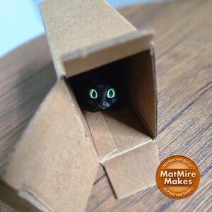 Articulated Black Cat. Office Desk Pal. Spooky Halloween Kitten. 3D ...