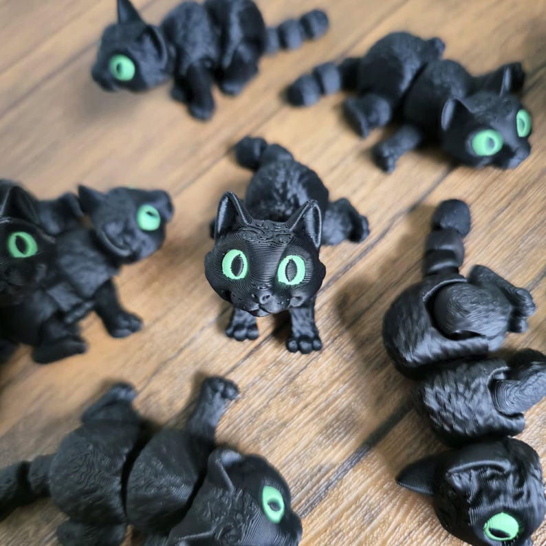 Articulated Black Cat. Office Desk Pal. Spooky Halloween Kitten. 3D ...
