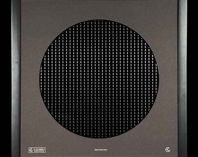 Framed 300mm Silicon Wafer: Rare Uncut Display (S25-00098-A Collection ...