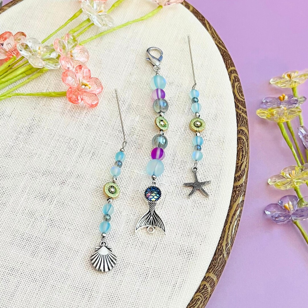 Mermaid Tail Glass Bead Scissor Fob | Frogger, Stitch Picker, Thread ...