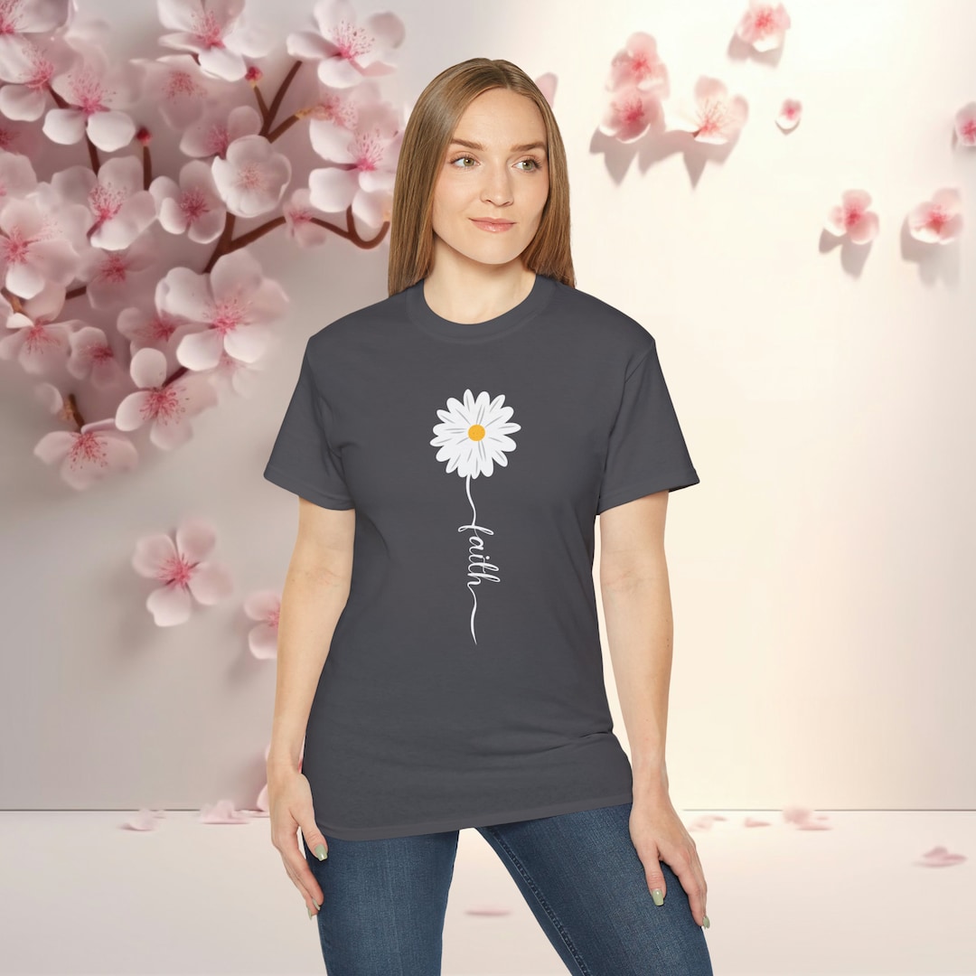 Women Daisy T-shirt, Daisy Graphic Tee, Daisy Cotton T-shirt, Trendy ...