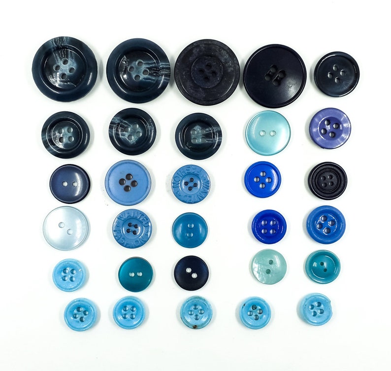 Set of 30 Assorted Vintage Buttons Various Shapes and Shades 1960s ...