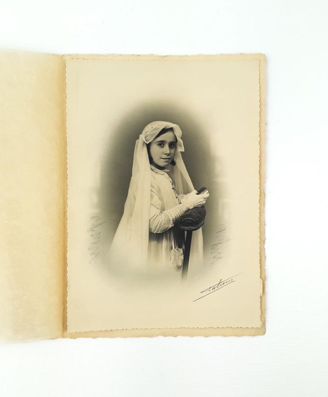 Antique First Communion Photo Early 1900s France Little Girl Communion ...